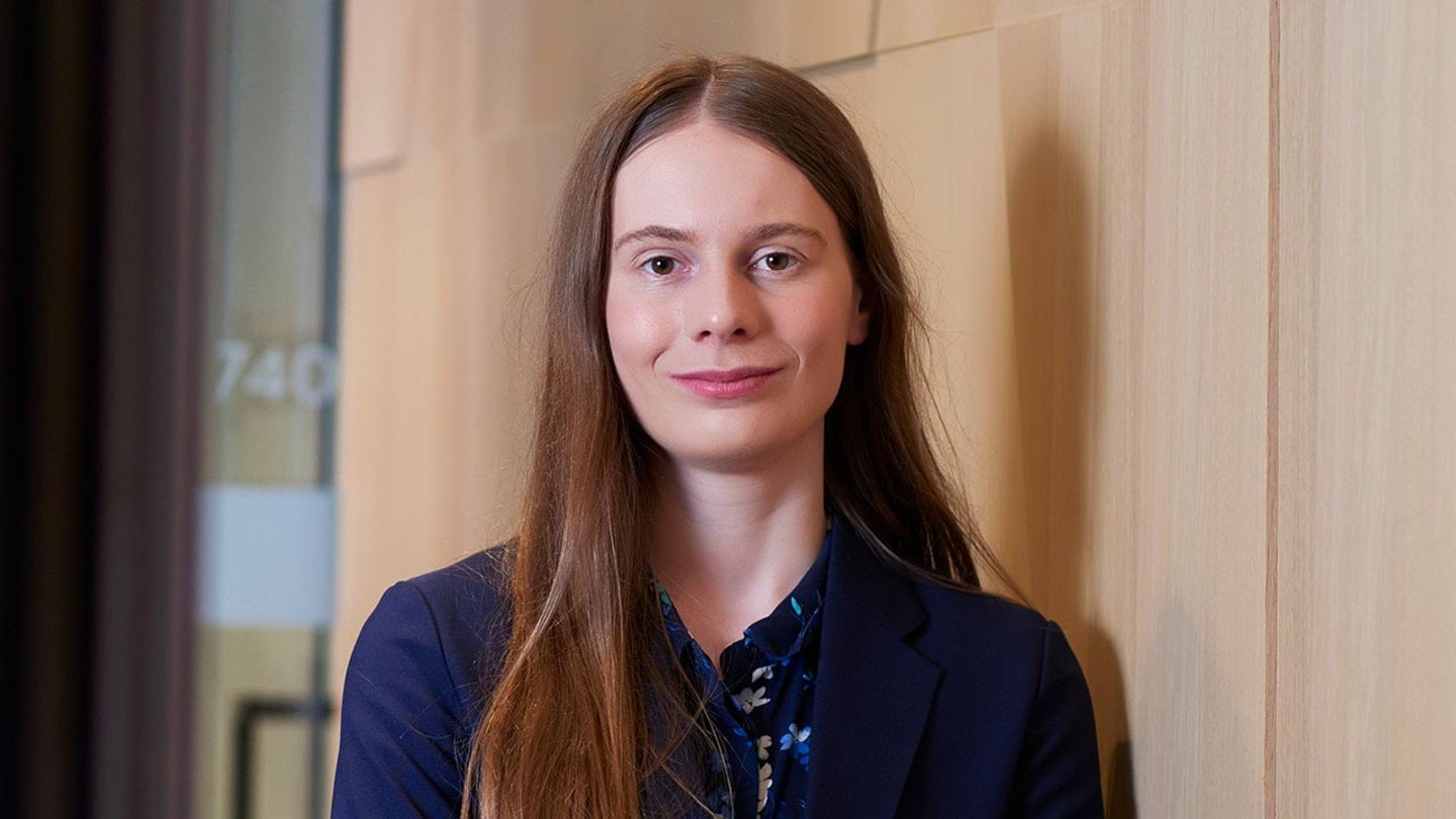 Rebecca opens doors with a business traineeship | vic.gov.au