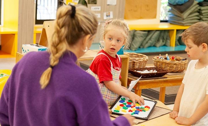 Applications open for provisionally registered teacher grants | vic.gov.au