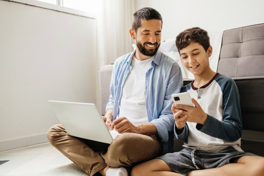 Safe Socials – For parents and carers (Secondary) | vic.gov.au